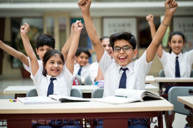 14 Creative Whole Class Reward Ideas + Tips - The Misfit Teacher
